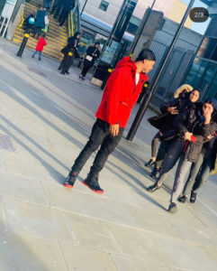 Poco Lee Biography: WhatsApp Number, Age, Girlfriend, Wikipedia, Net ...