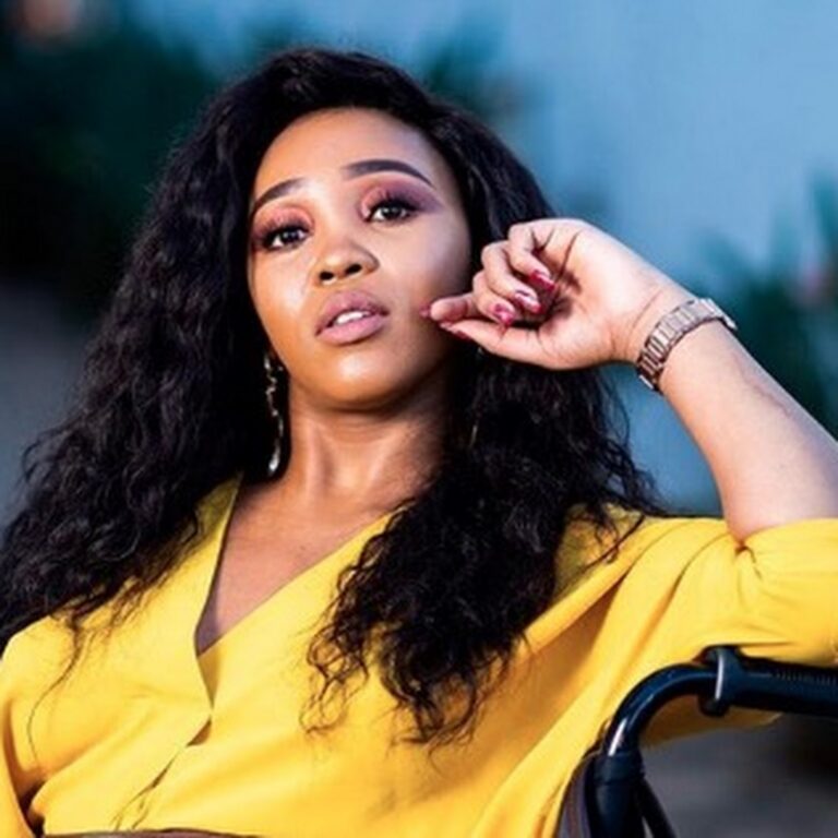 Sbahle Mpisane Biography [Net Worth, Age, Wiki, Songs, Snake, Pictures ...