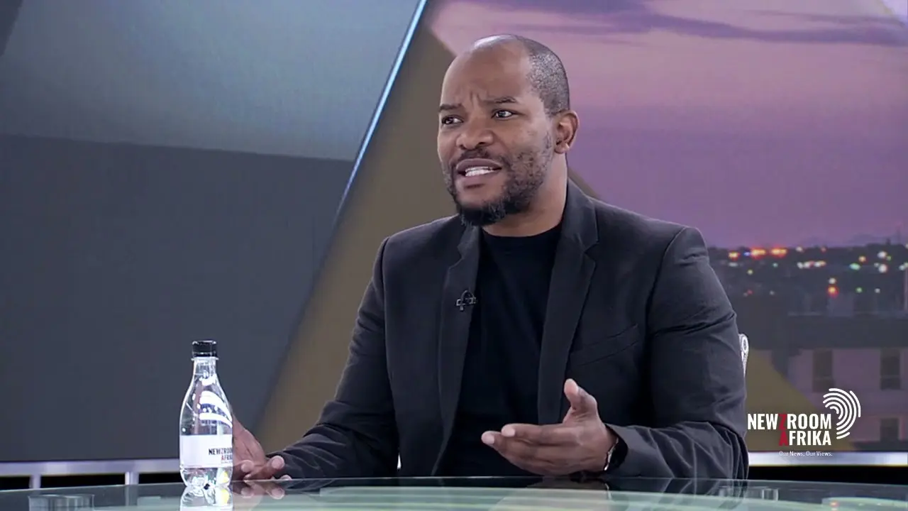 Hlomla Dandala Biography: Age, Net Worth, Wife, Instagram, Pics, Father ...