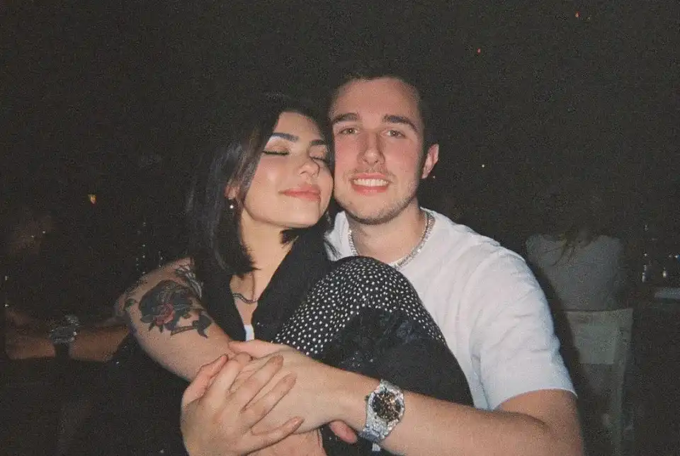 Christopher 'Marshmello' Comstock Biography: Songs, Age, Face, Songs ...