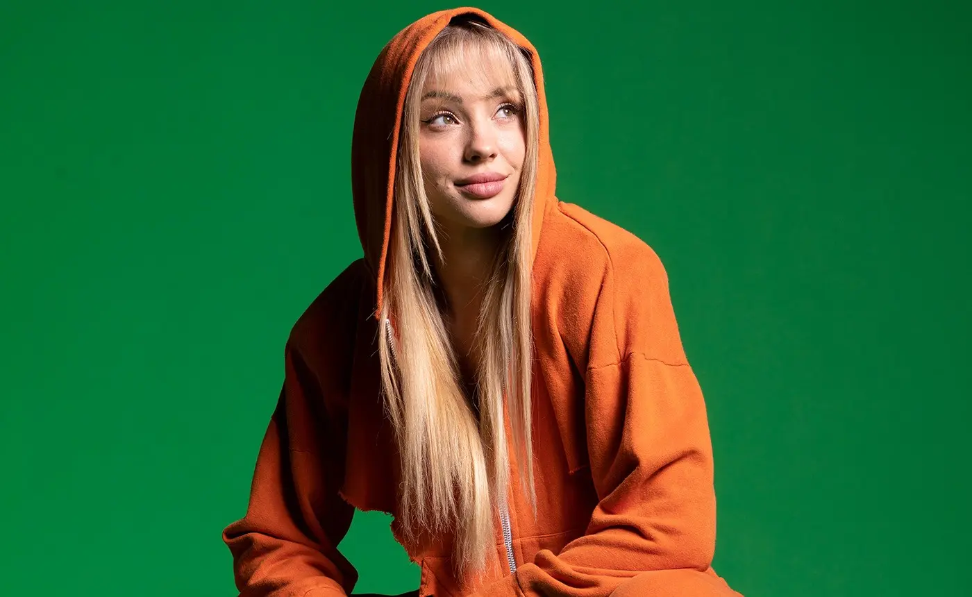 Charly Jordan Biography: Boyfriend, TikTok, Age, Net Worth, YouTube ...