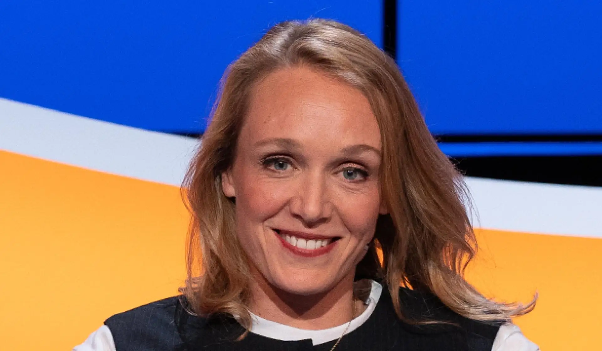 Sophie Van Winden Biography: Husband, Parents, Height, Net Worth ...