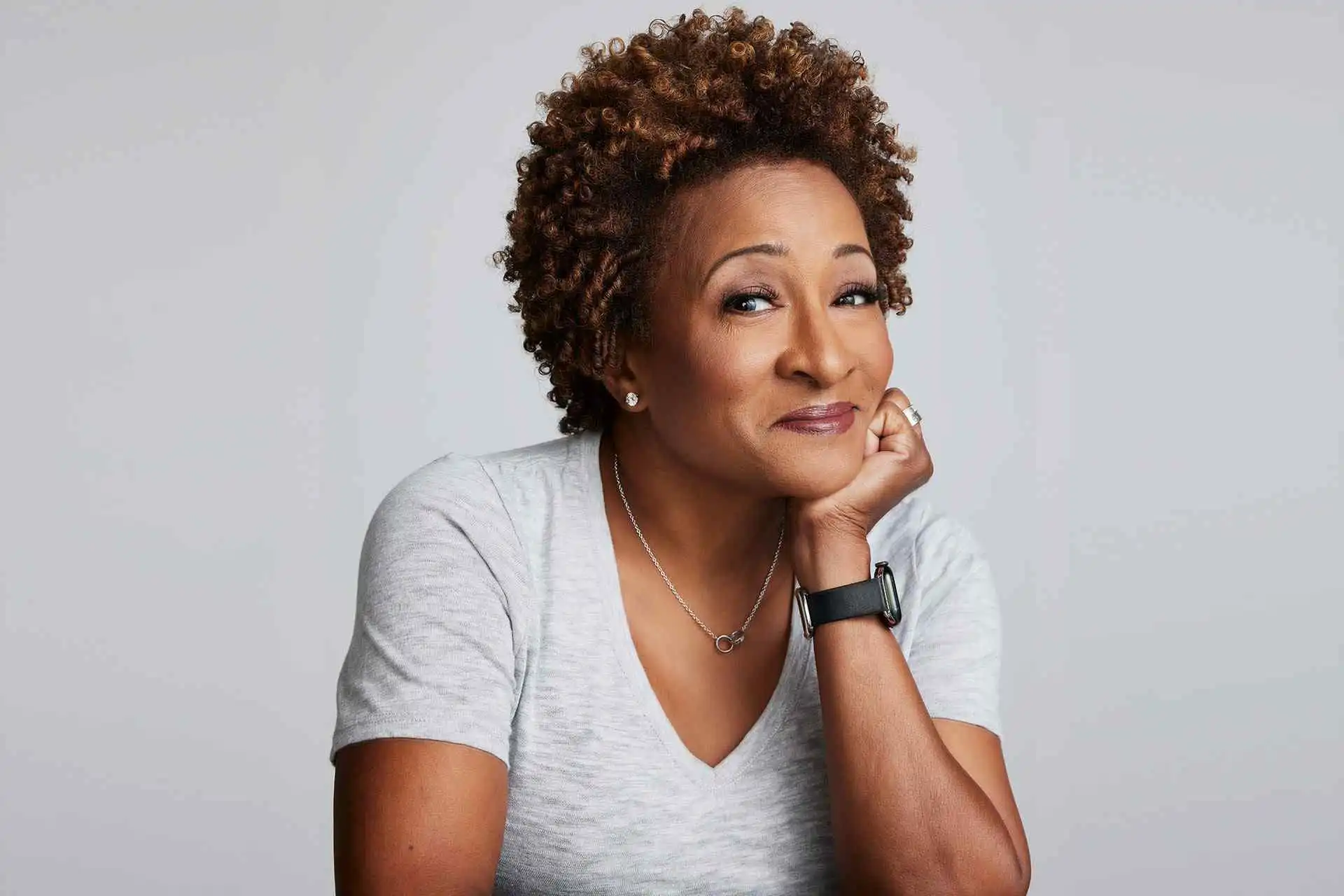 Wanda Sykes Biography: Wife, Age, Young, Net Worth, Height, Husband, TV ...