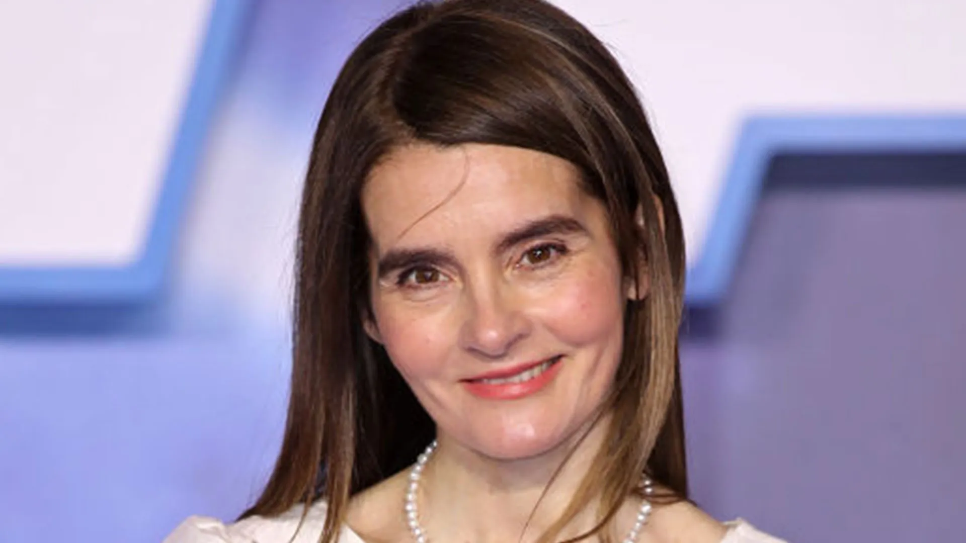 Shirley Henderson Biography: Husband, Net Worth, Age, Movies & TV Shows ...