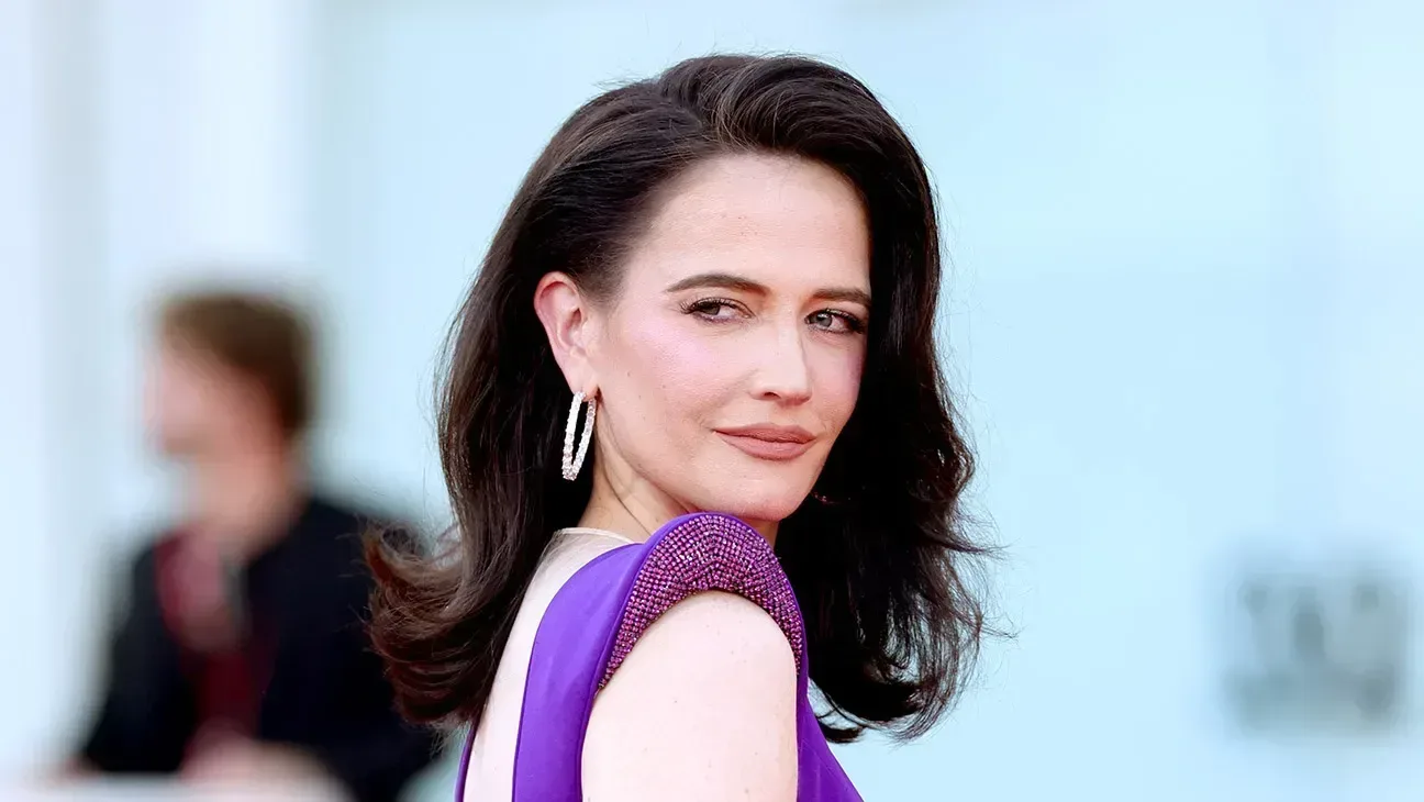Eva Green Biography: Movies & TV Shows, Husband, Net Worth, Age ...