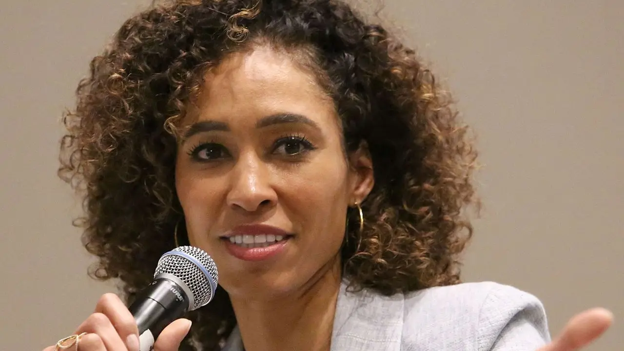 Sage Steele Biography: Husband, Children, Age, Height, Net Worth ...