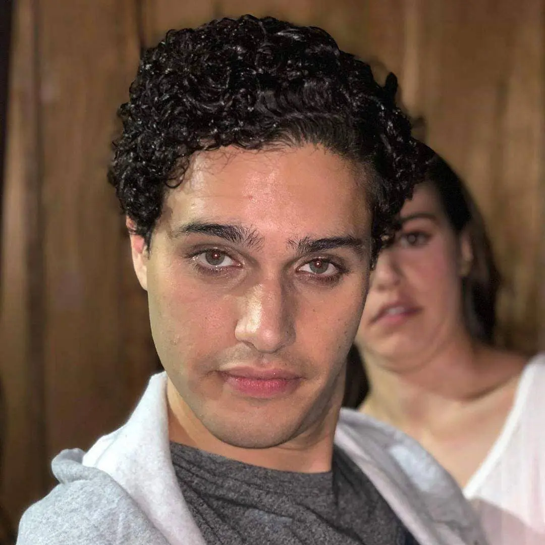 Aria Shahghasemi Biography: Age, Net Worth, Parents, Siblings, Career ...