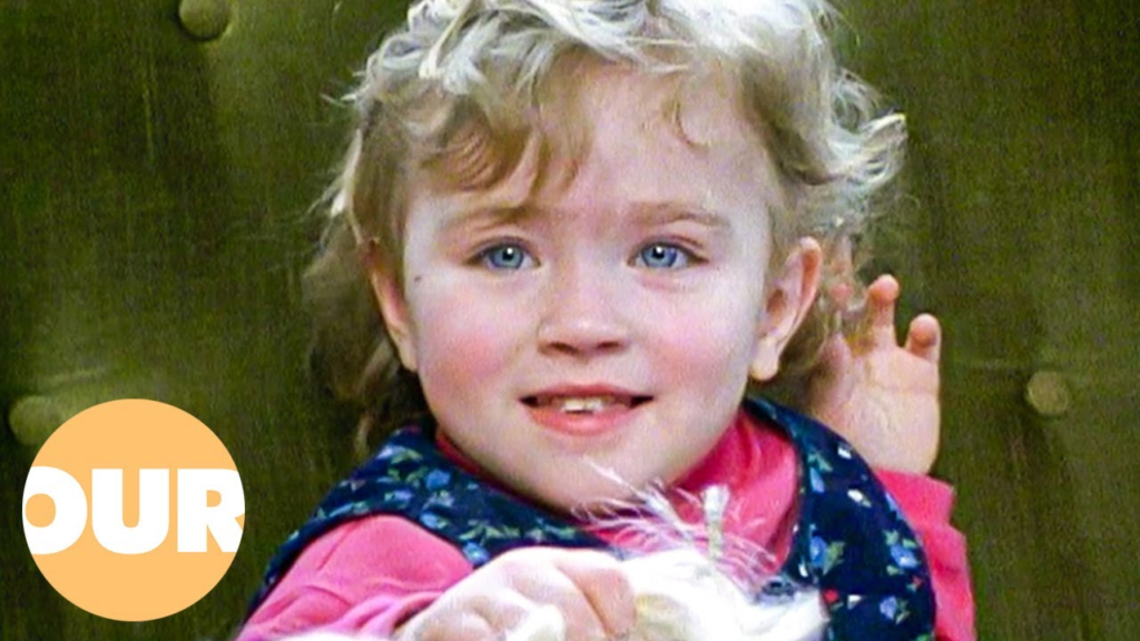 Eilish Holton Biography: Net Worth, Age, Twin, Instagram, Height ... Eilish Holton Biography: Net Worth, Age, Twin, Instagram, Height ...