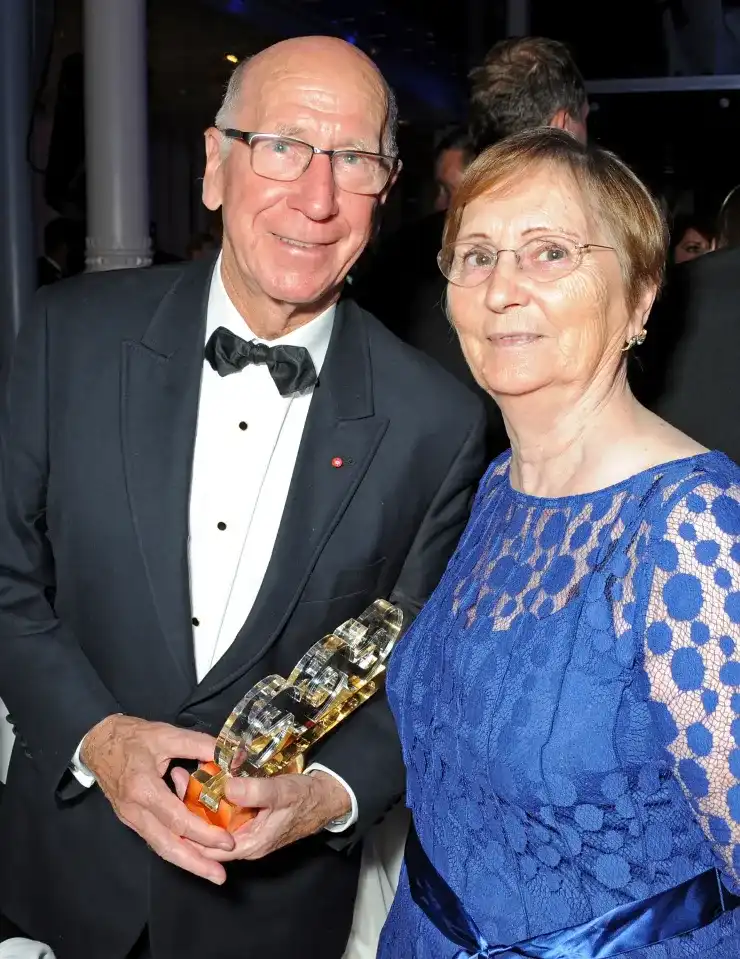 Bobby Charlton's wife Norma Ball Biography: Age, Net Worth, Siblings ...