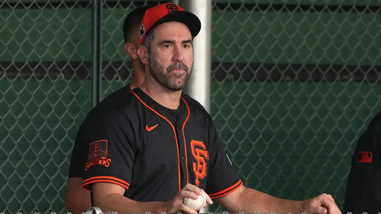 Justin Verlander Biography: Net Worth, Age, Instagram, Parents, Wife ...