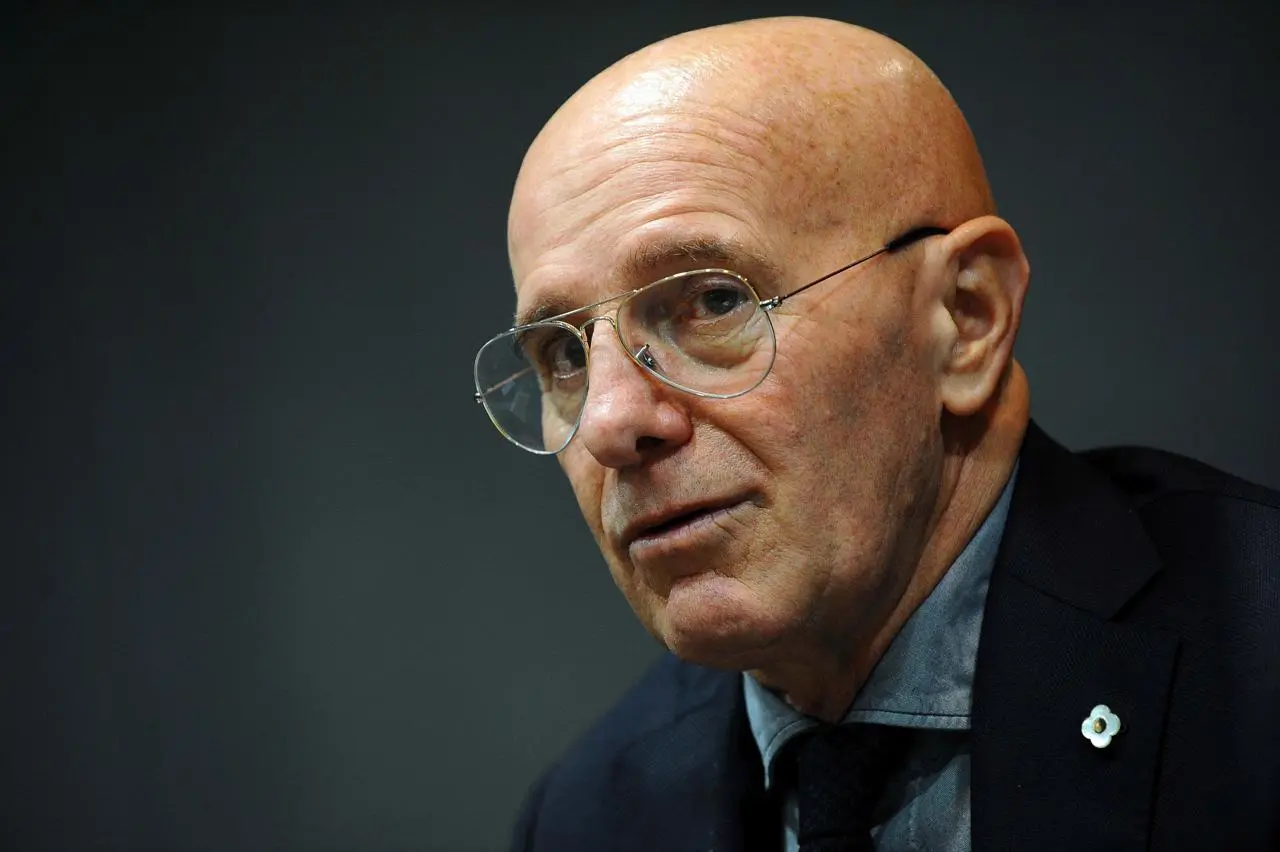 Arrigo Sacchi Biography: Age, Net Worth, Wife, Children, Parents ...