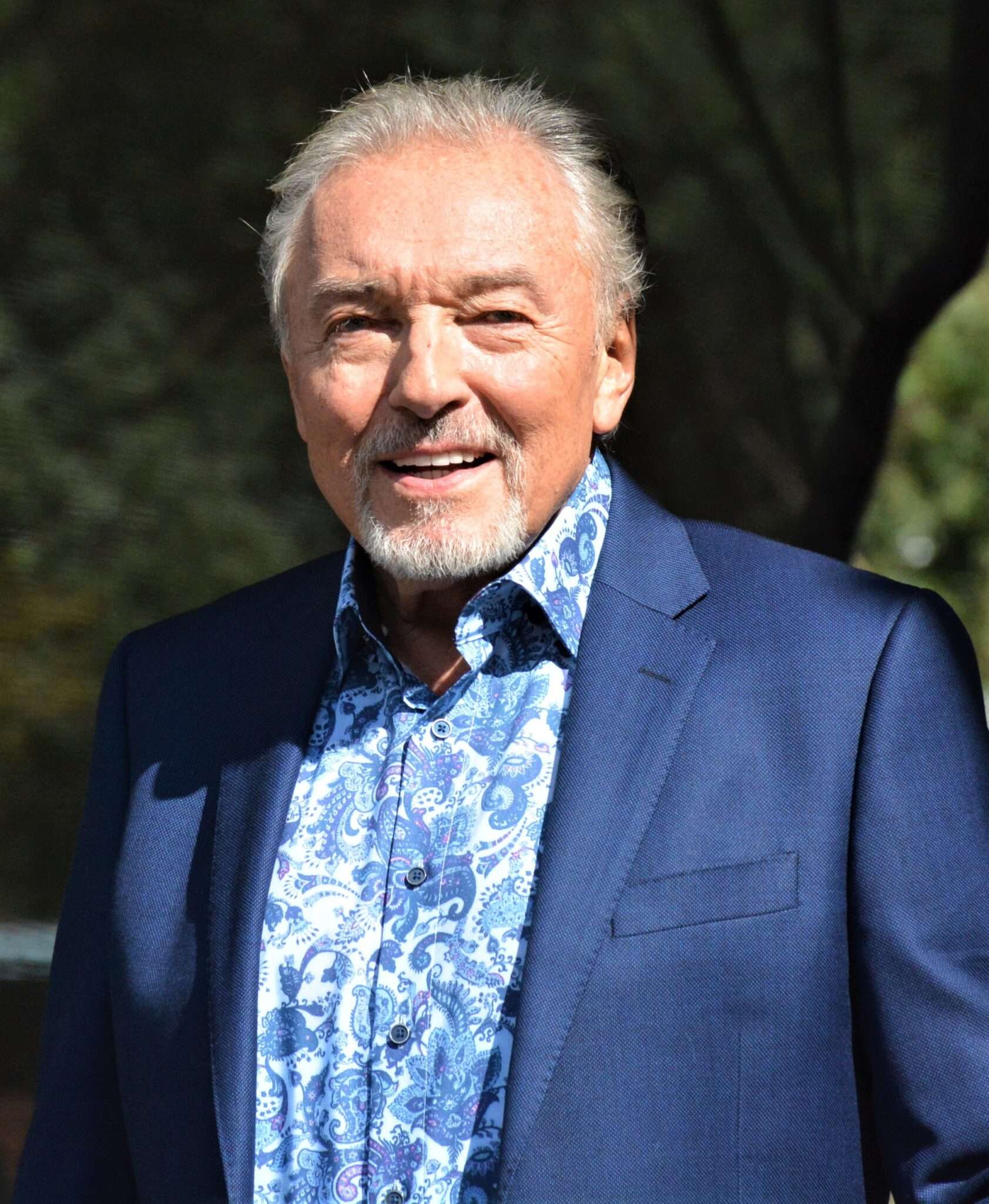 Karel Gott Biography: Wife, Age, Net Worth, Siblings, Parents, Height ...