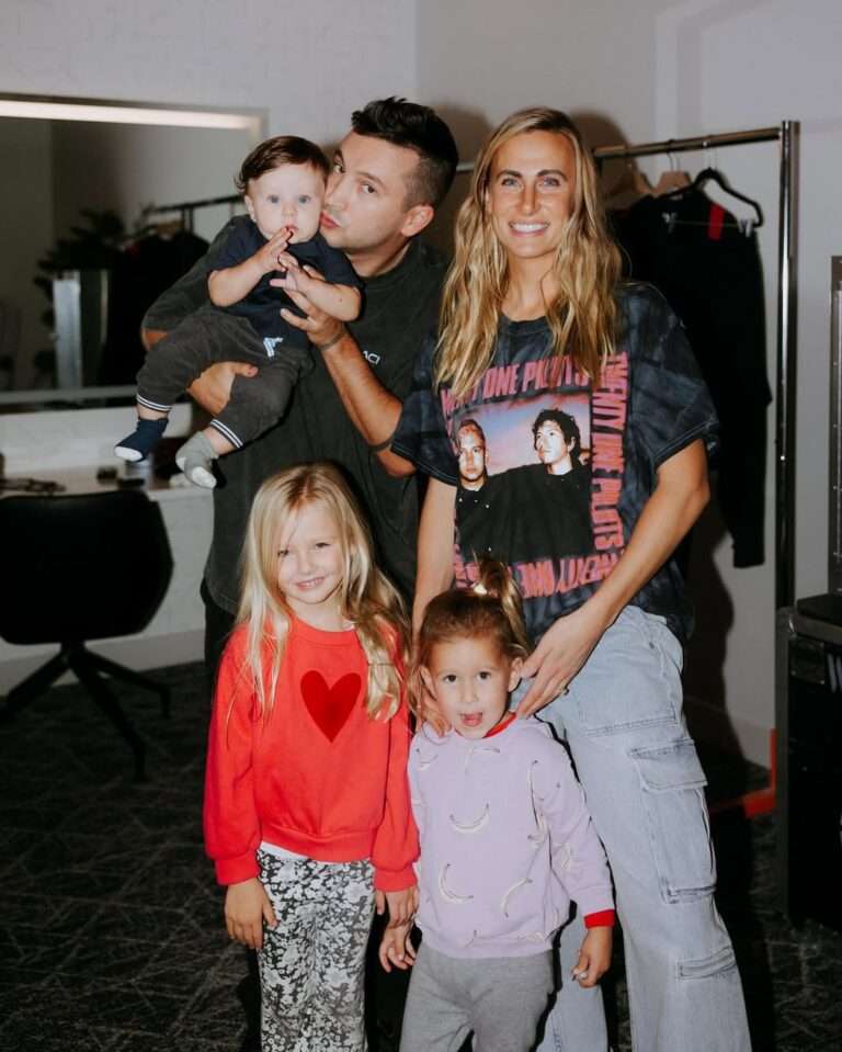 Tyler Joseph's wife Jenna Joseph Biography: Husband, Age, Net Worth ...