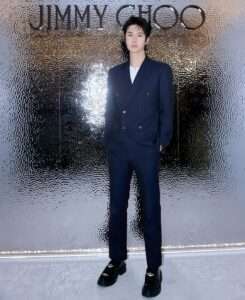 Wang Yibo Biography: Awards, Age, Net Worth, Siblings, Parents, Height ...