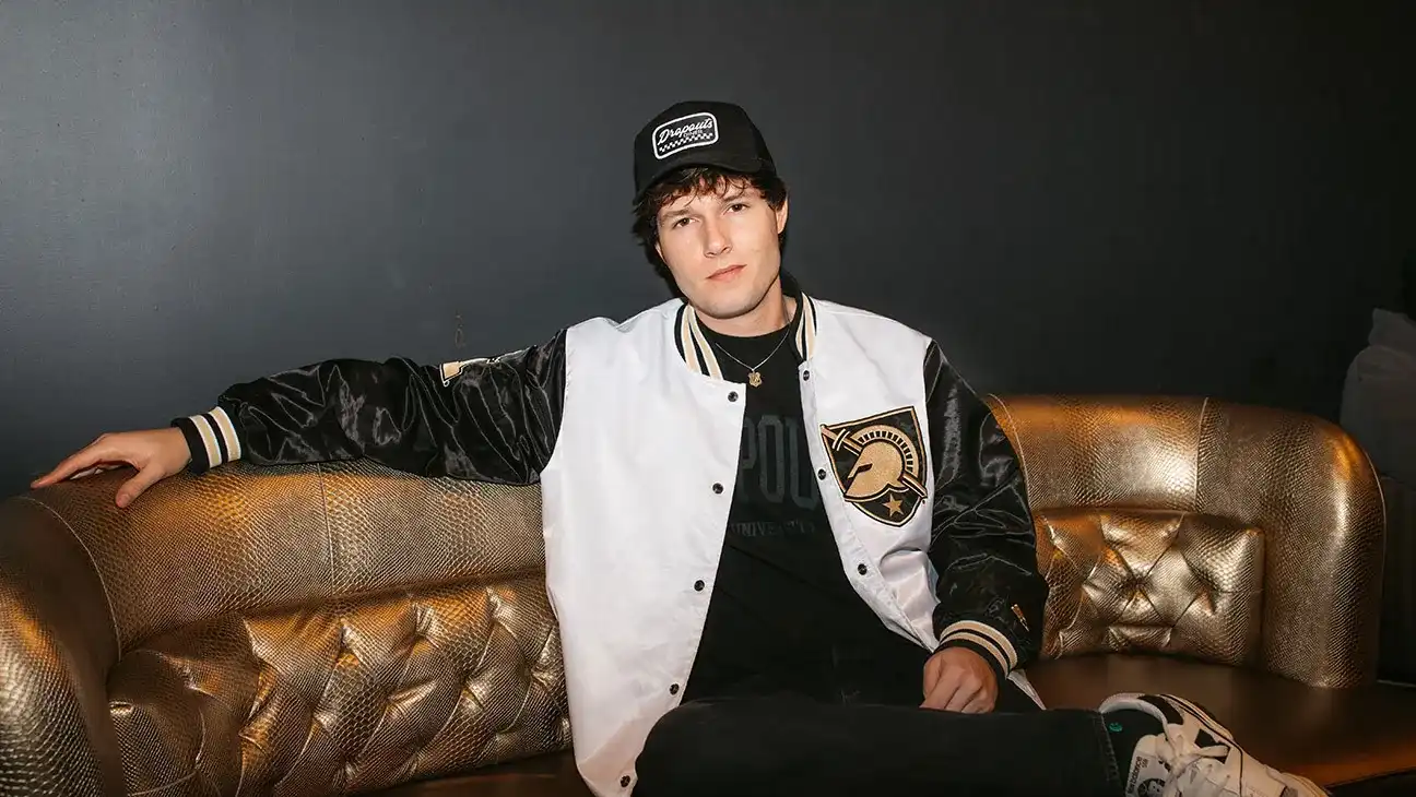 Zach Justice Biography: Age, Height, Net Worth, Parents, Instagram ...