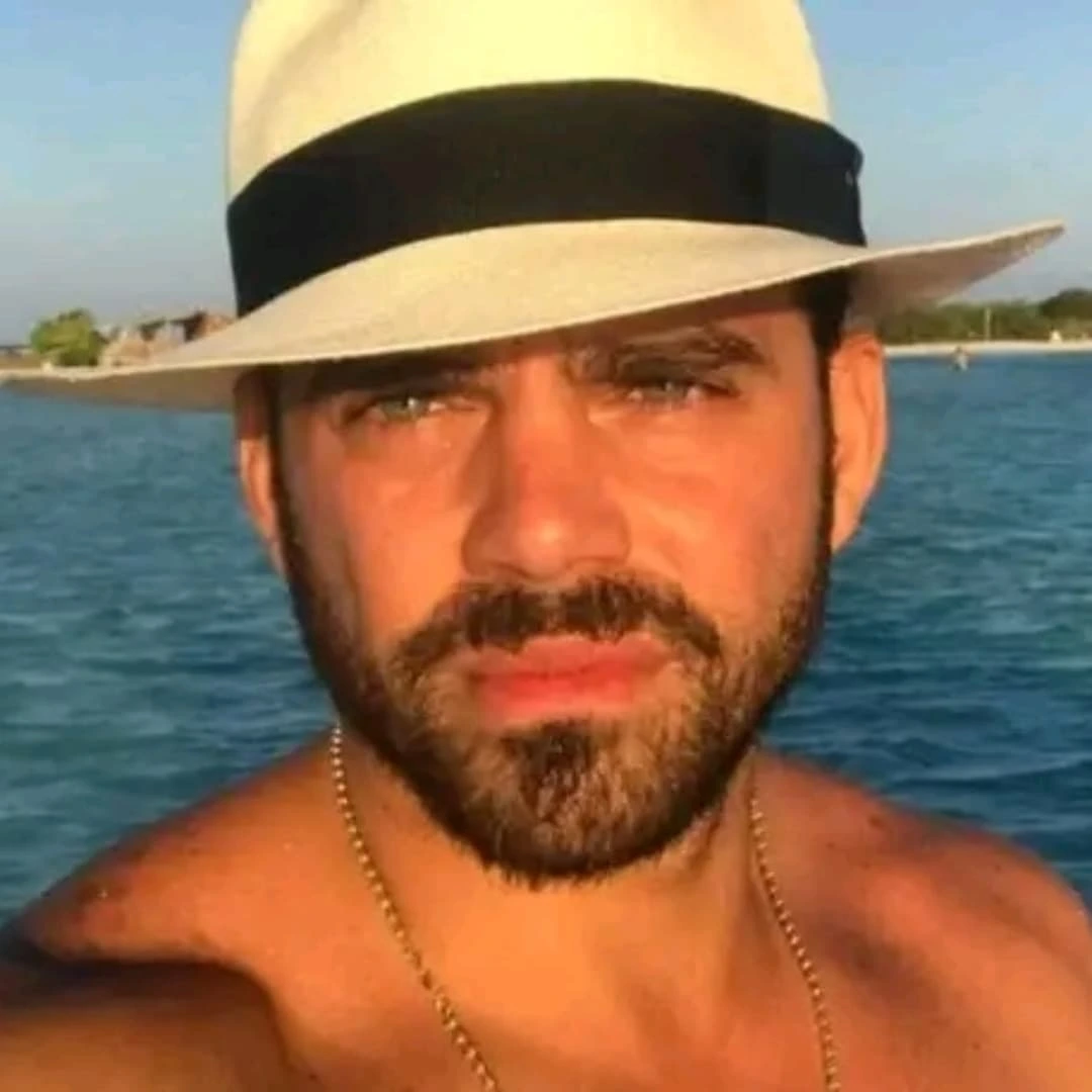 Manuel Sosa Biography: Age, Wife, Children, Net Worth, Height, Parents ...