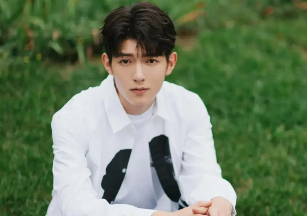 Fan Zhixin Biography: Wife, Age, Children, Net Worth, Movies, Family ...