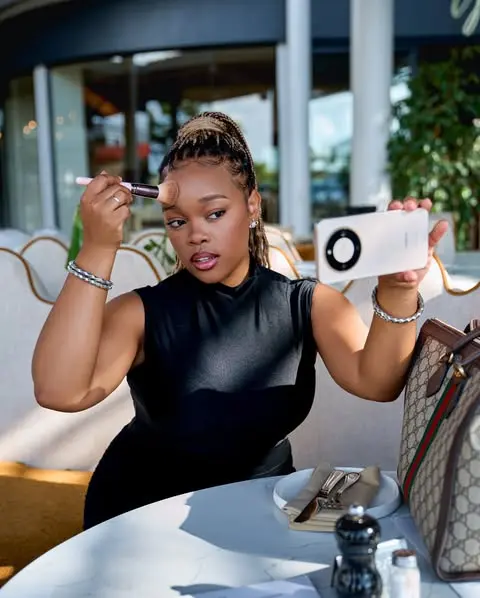 Buhle (singer) Biography: Boyfriend, Age, Songs, Net Worth, Child ...