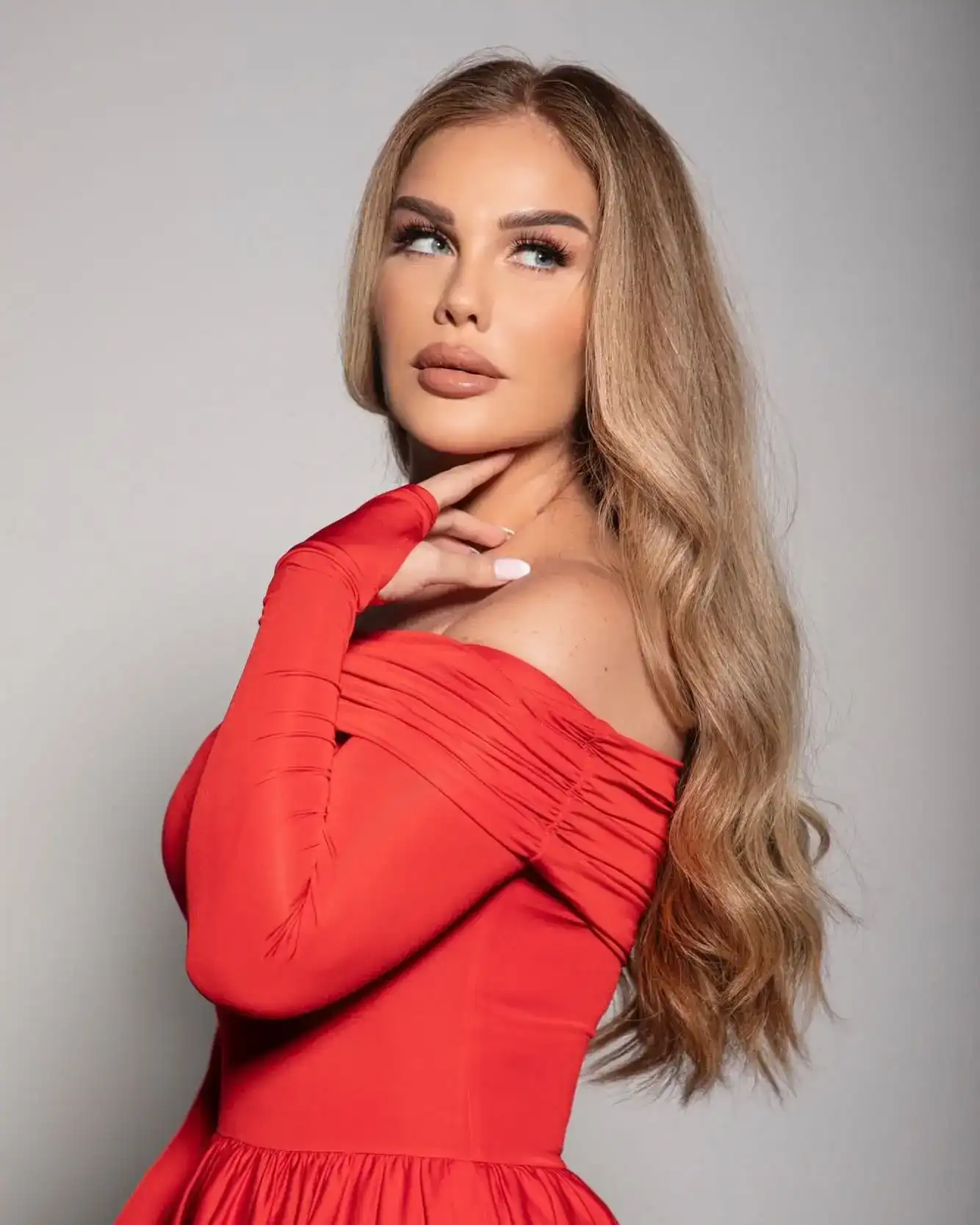 Nicole Saba Biography: Awards, Singles, Films, Child, Husband, Height ...