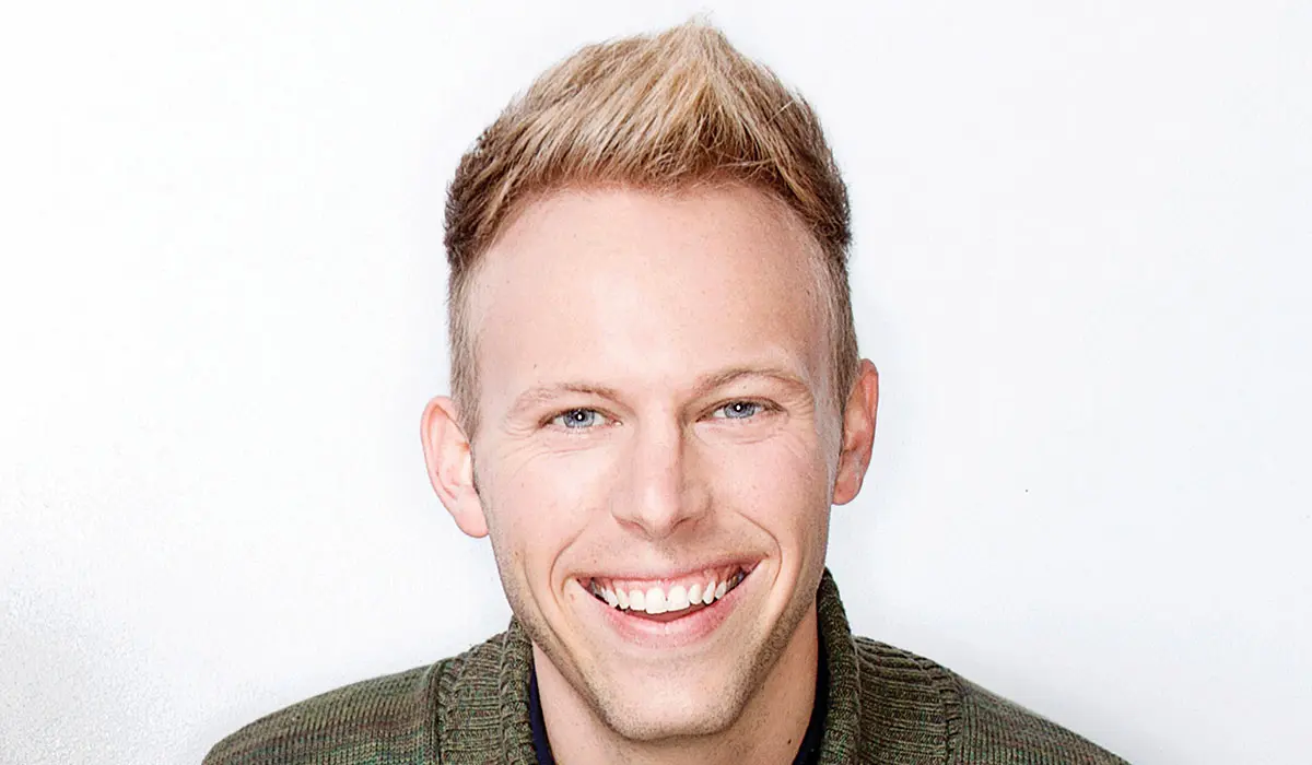 Justin Paul Biography: Age, Net Worth, Siblings, Parents, Height ...