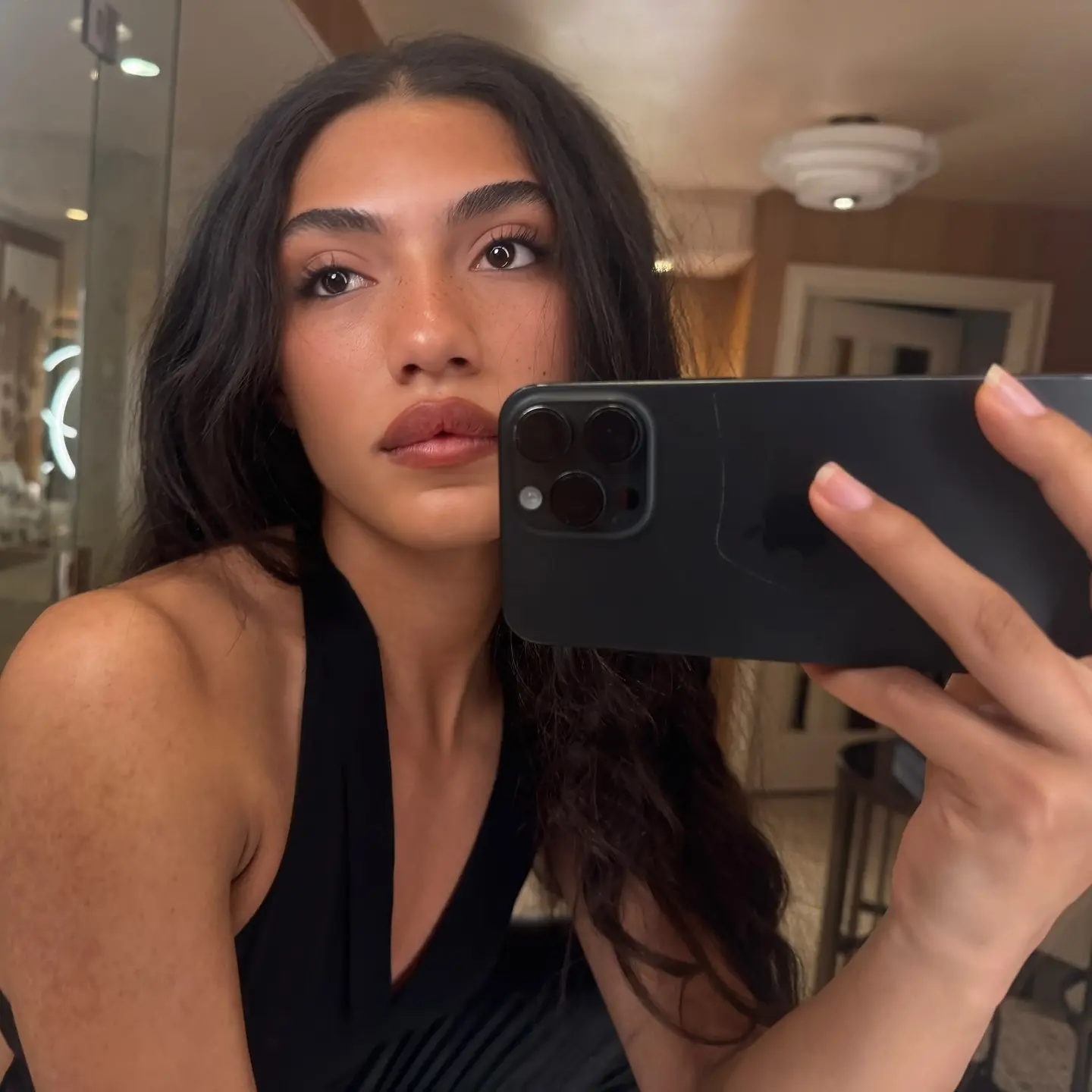 Dior Goodjohn Biography: Height, Ethnicity, Age, Net Worth, Siblings, Parents, Songs, Films ...