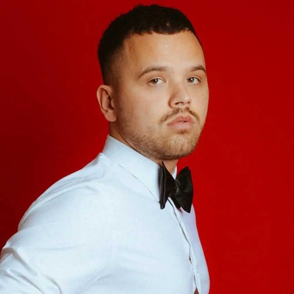 YII Limani (Singer) Biography: Age, Net Worth, Songs, Albums, Parents ...