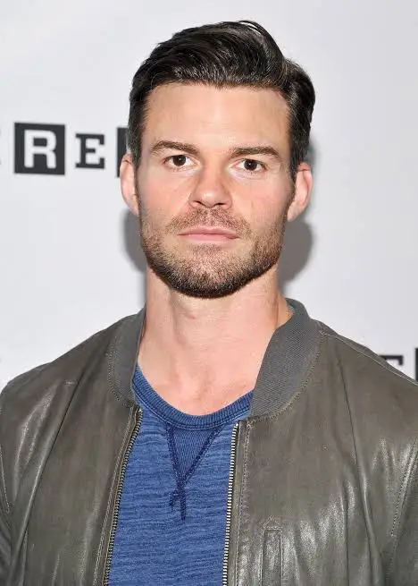 Daniel Gillies Biography: Wife, Age, Kids, Height, Net Worth, Movies ...