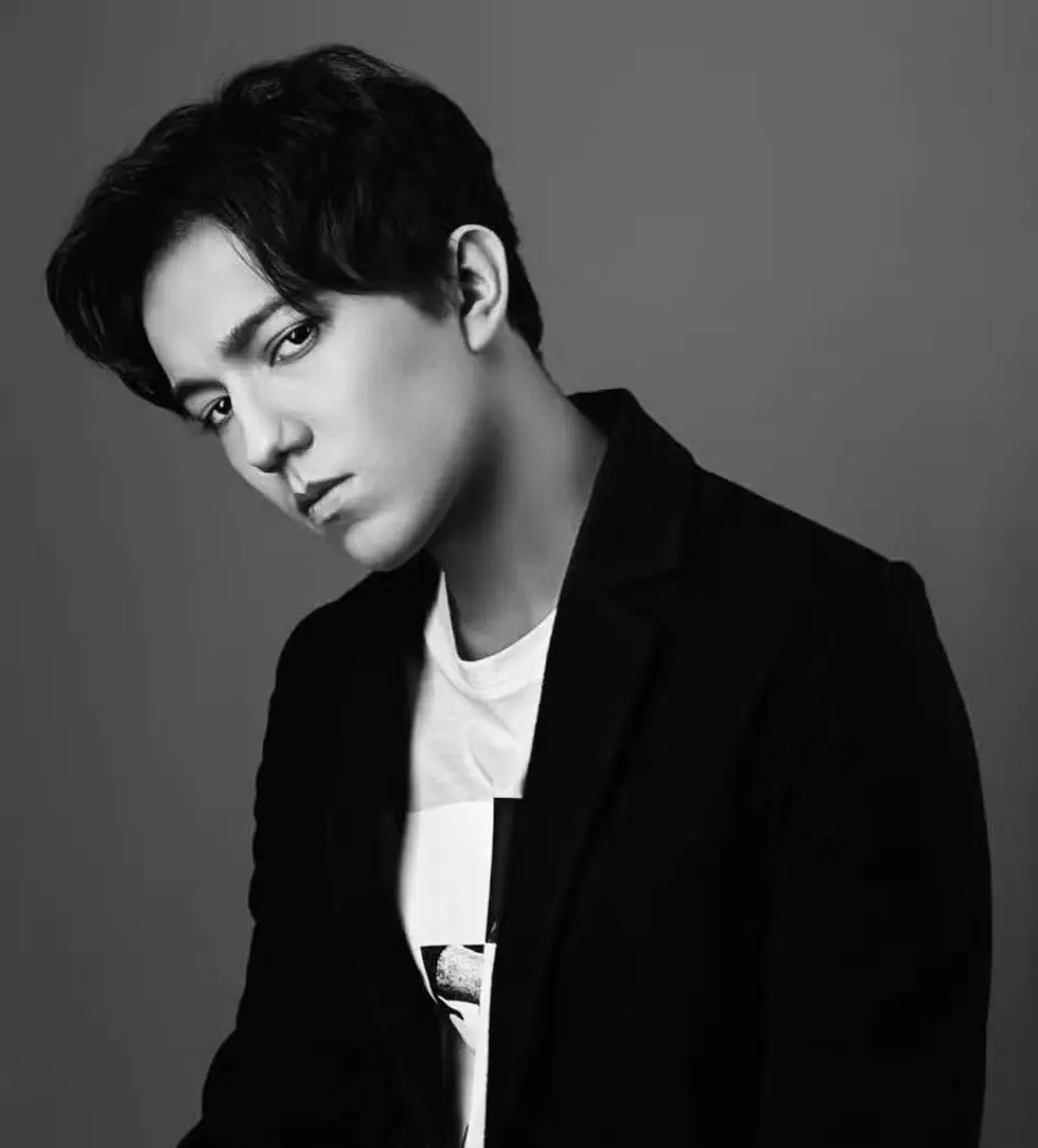 Dimash Qudaibergen Biography: Wife, Age, Height, Net Worth, Parents ...