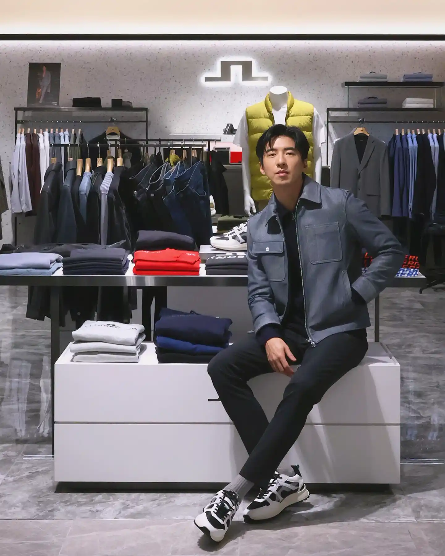 Fu Meng-po Biography: Movies, Girlfriend, Brands, Pictures, Family ...