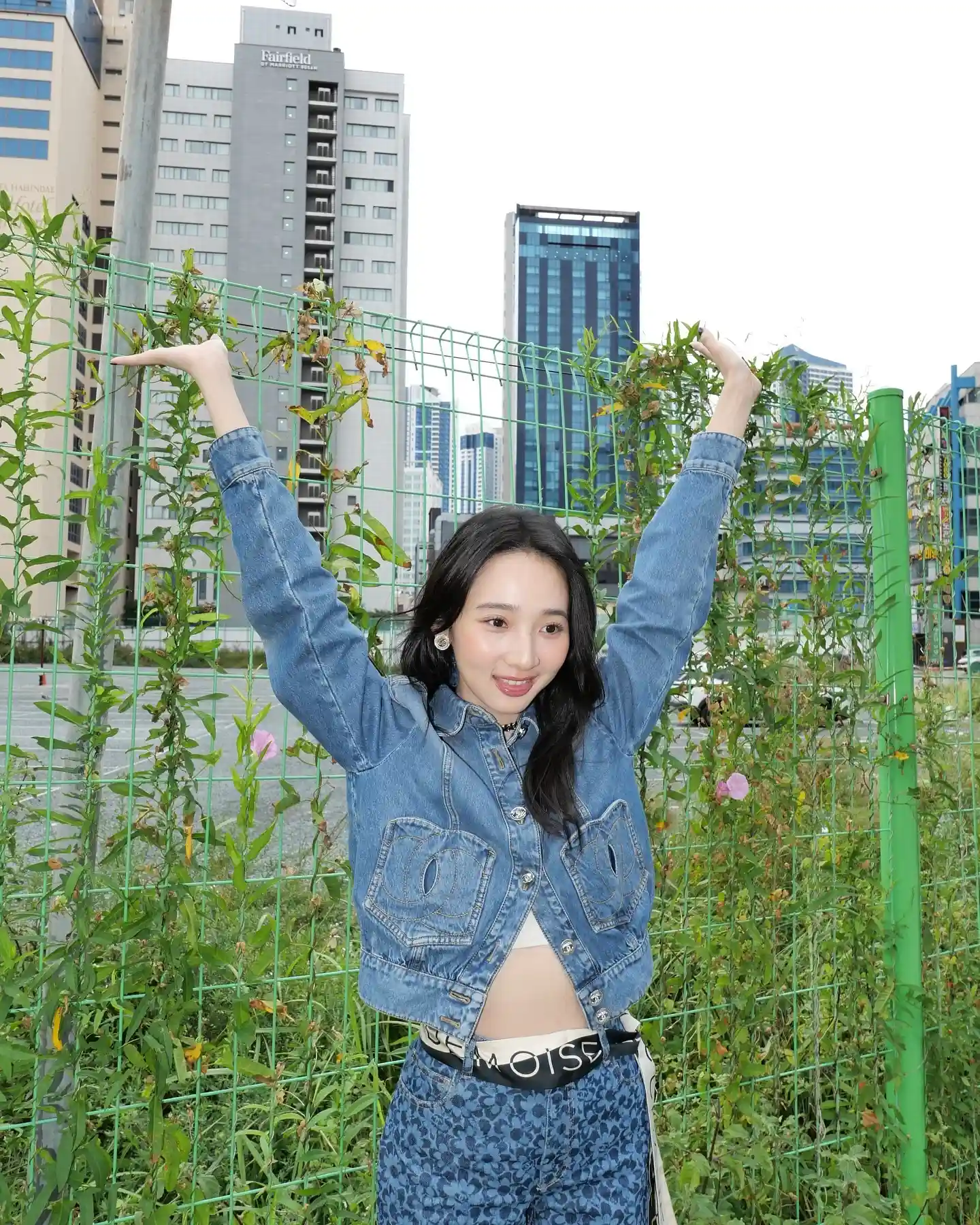 Moon Lee Biography: Family, TV Series, Ethnicity, Siblings, Net Worth ...