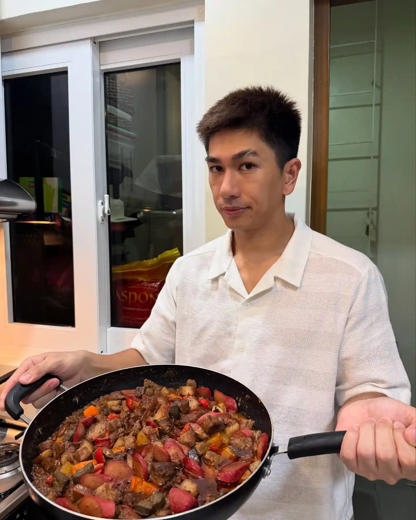 Nikko Natividad Biography: Age, Net Worth, Height, Siblings, Parents ...