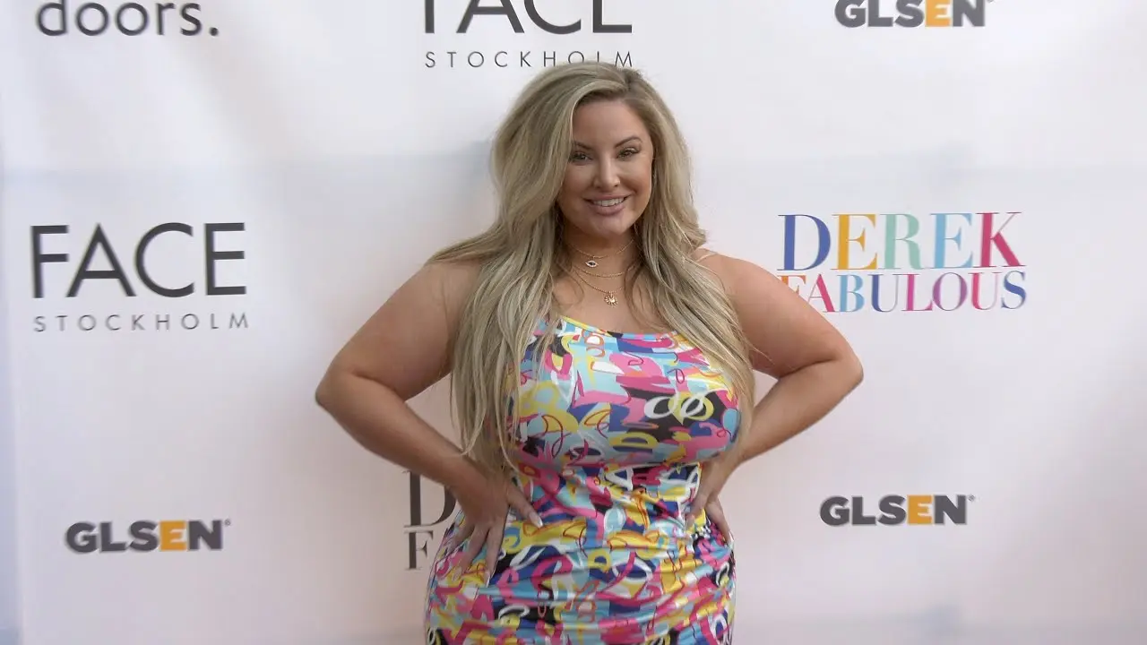 Ashley Alexiss Biography: Age, Husband, Net Worth, Height, Parents ...