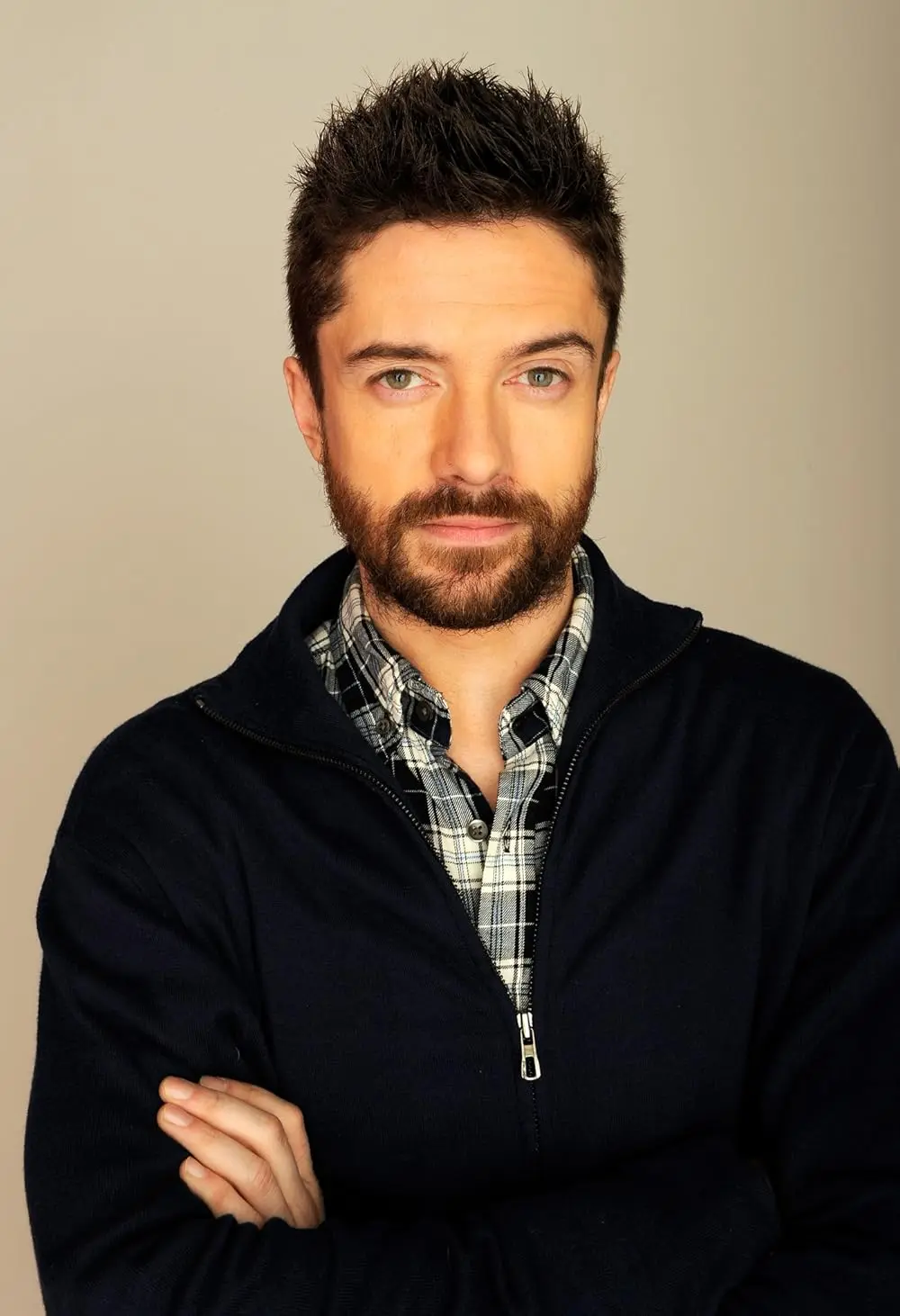 Topher Grace Biography: Wife, Age, Children, Net Worth, Height, Parents ...