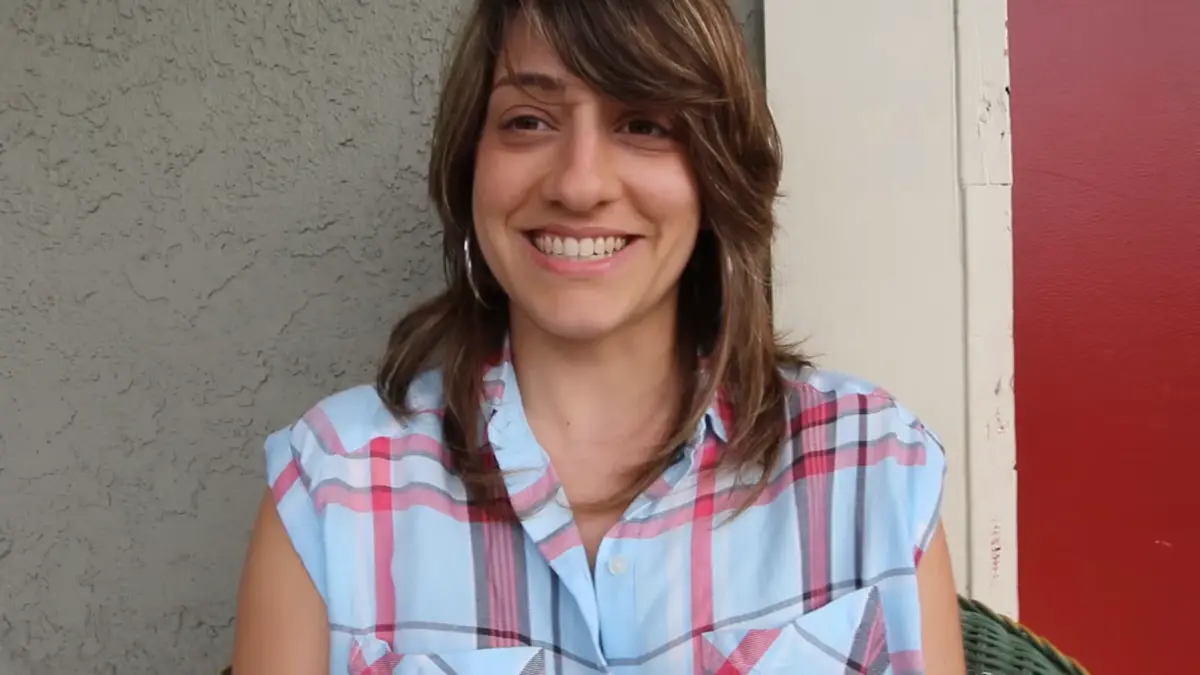 Arielle Scarcella Biography: Age, Net Worth, Girlfriend, Height ...
