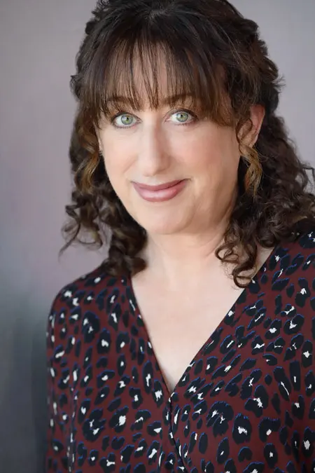 Beth Hall Biography: Age, Husband, Movies & TV Shows, Net Worth, Height ...