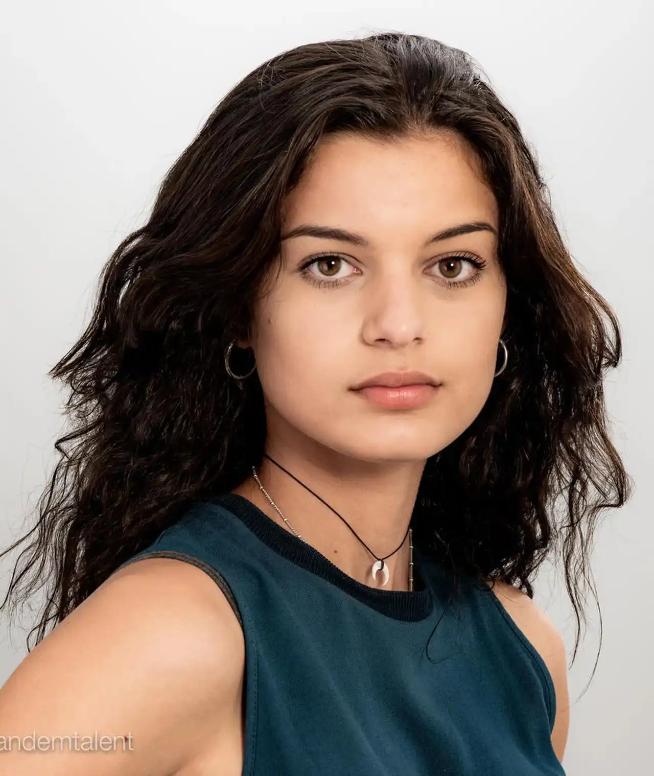 Sofía Oria Biography: Age, Net Worth, Movies & TV Shows, Education, Parents