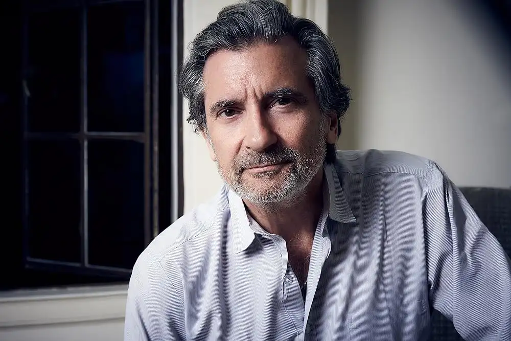 Griffin Dunne Biography: Age, Wife, Net Worth, Movies & TV Shows ...