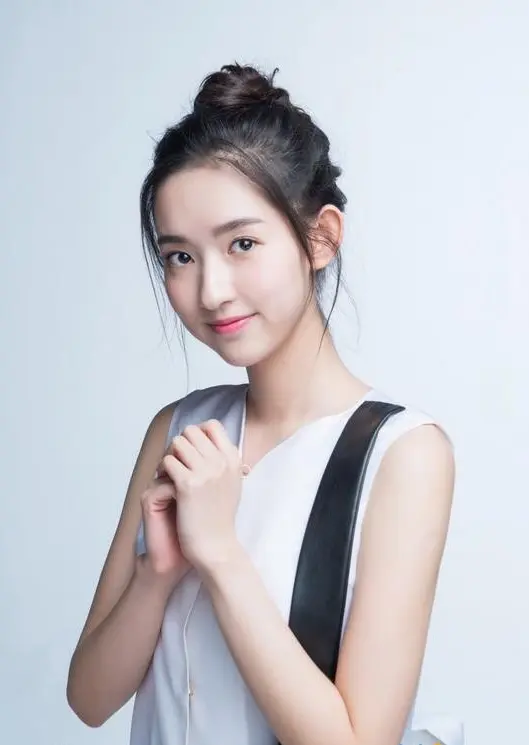 Wang Yu-wen Biography: Age, Net Worth, Height, Nationality, Husband, TV ...