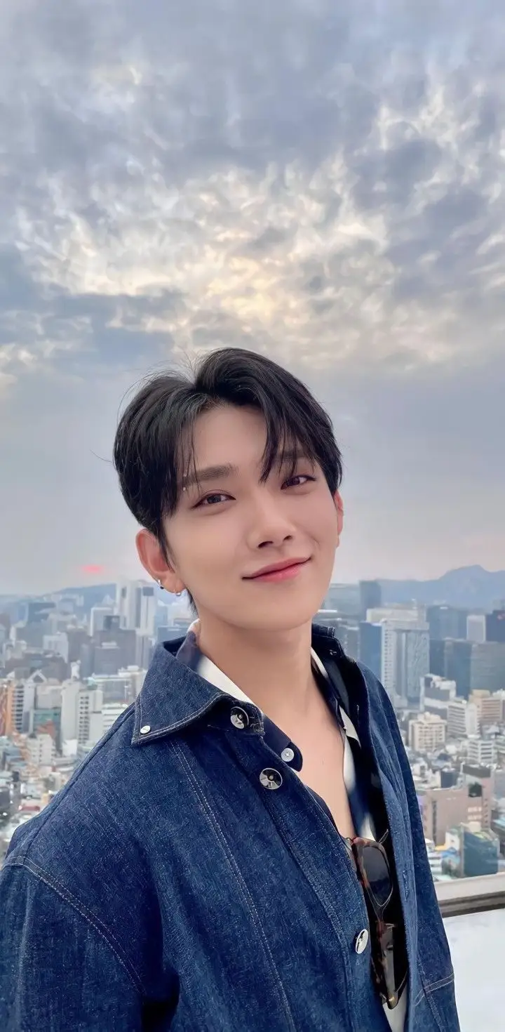 Joshua Hong Biography: Age, Height, Parents, Net Worth, Career ...