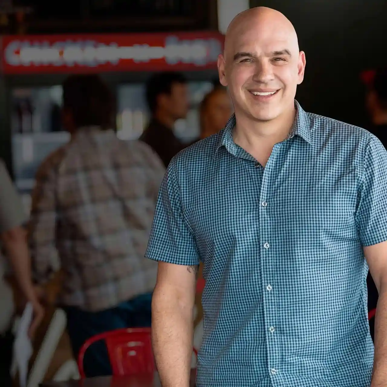 Michael Symon Biography: Age, Wife, Net Worth, Height, Son, Restaurants ...