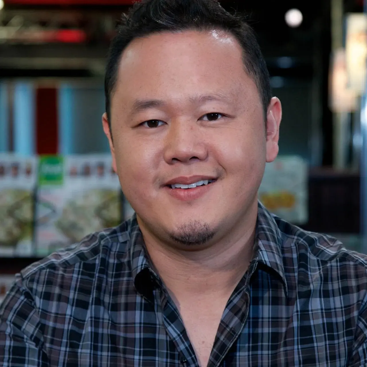 Jet Tila Biography: Wife, Age, Net Worth, Height, Children, Restaurants ...