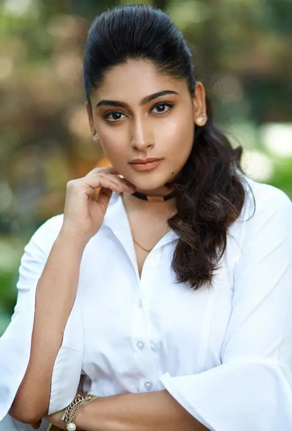 Nishvika Naidu Biography: Age, Parents, Net Worth, Movies, Height ...
