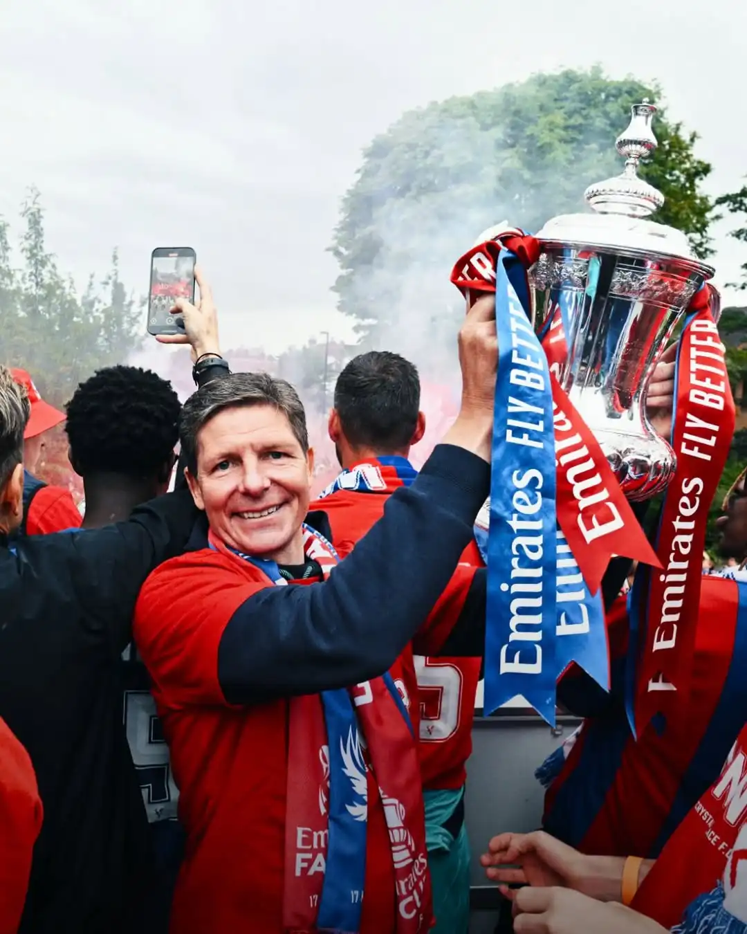 Oliver Glasner Biography: Stats, Age, Wife, Children, Net Worth ...