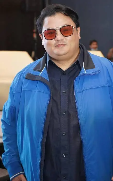 Niño Muhlach Biography: Girlfriend, Age, Net Worth, Height, Siblings ...