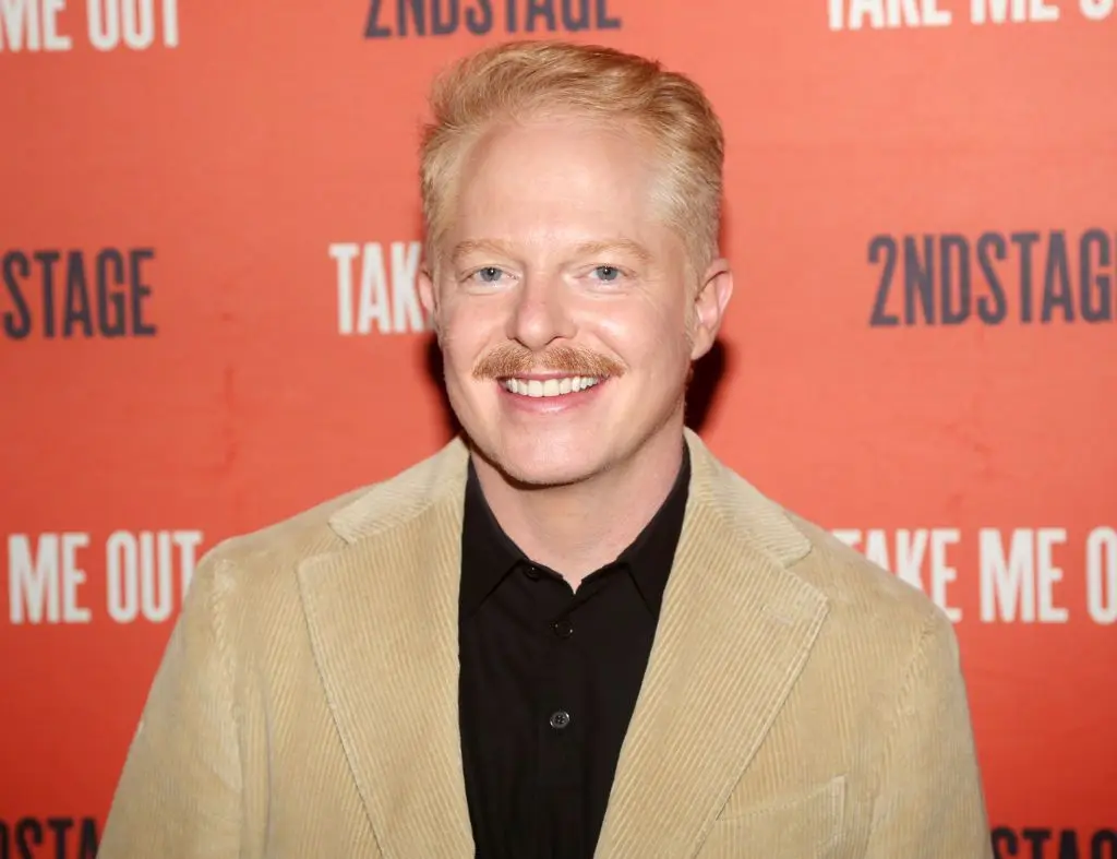 Jesse Tyler Ferguson Biography: Husband, Age, Children, Net Worth ...