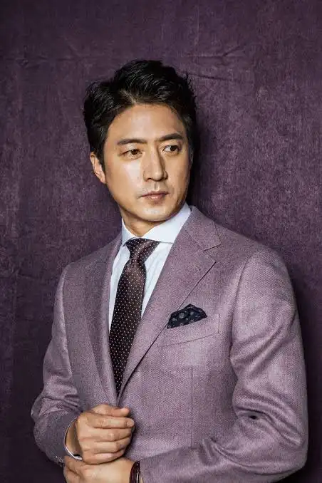 Jung Joon-ho Biography: Wife, Net Worth, Height, Age, Movies ...