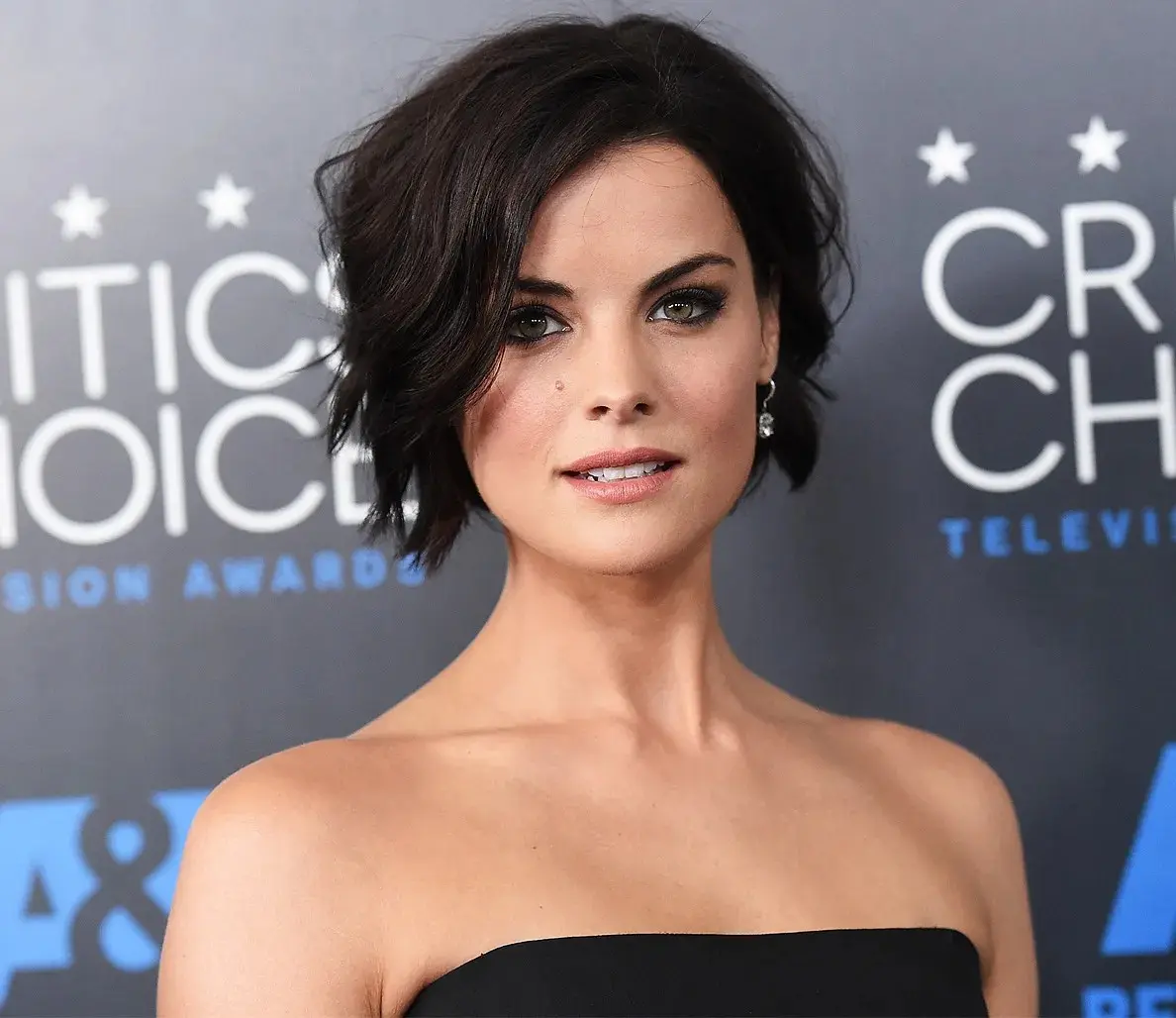 Jaimie Alexander Biography: Movies, Age, Partner, Net Worth, Height, TV ...