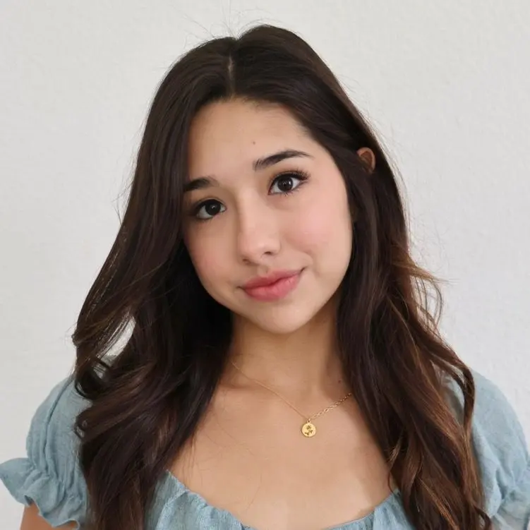 SarahGrace Biography: Age, Real Name, Net Worth, Height, Parents ...