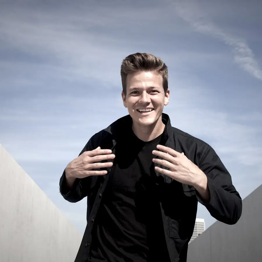 Tyler Ward Biography: Wife, Age, Children, Net Worth, Songs, Albums ...