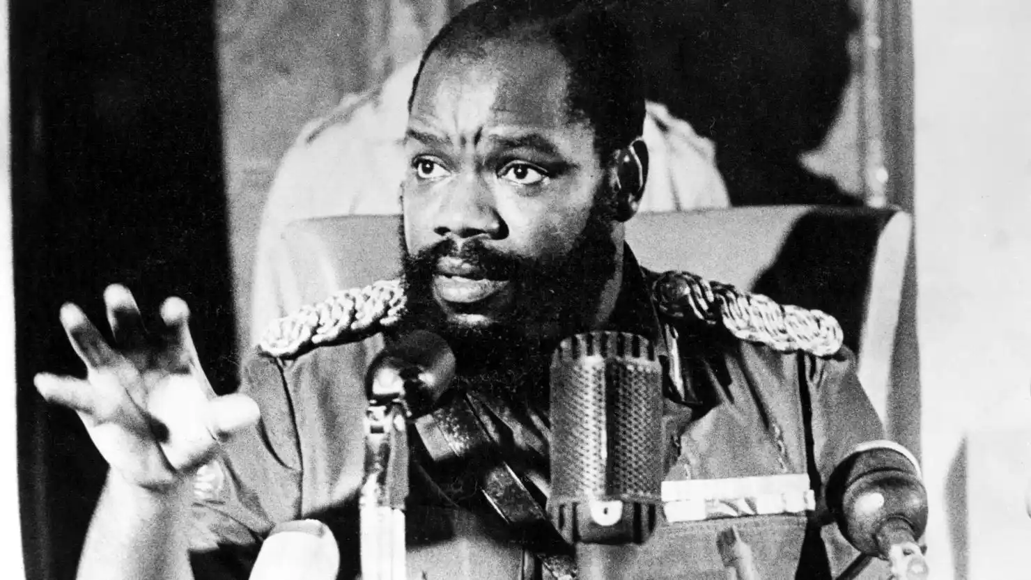 Chukwuemeka Odumegwu Ojukwu Bio: Wife, Children, Age, Parents, Net ...
